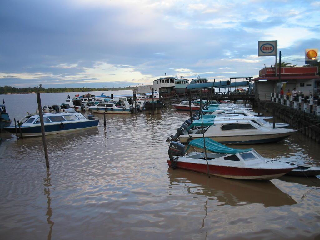 Sibu Rejang River Cruise – Great Holiday Travel